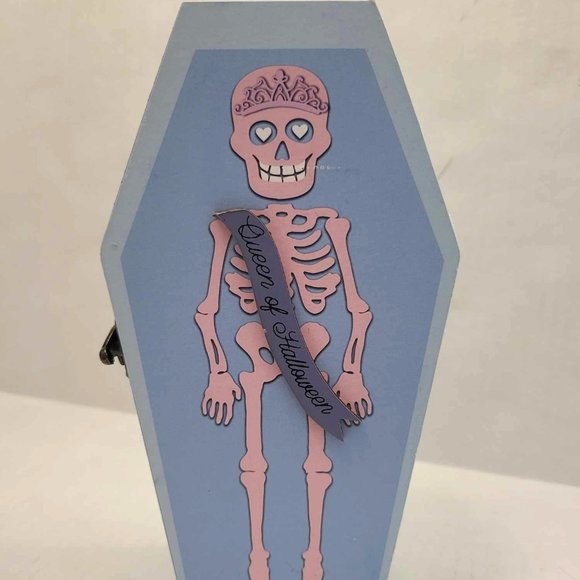 Michaels | Holiday | Pastel Goth Locking Coffin Box Wi Skeleton W ...